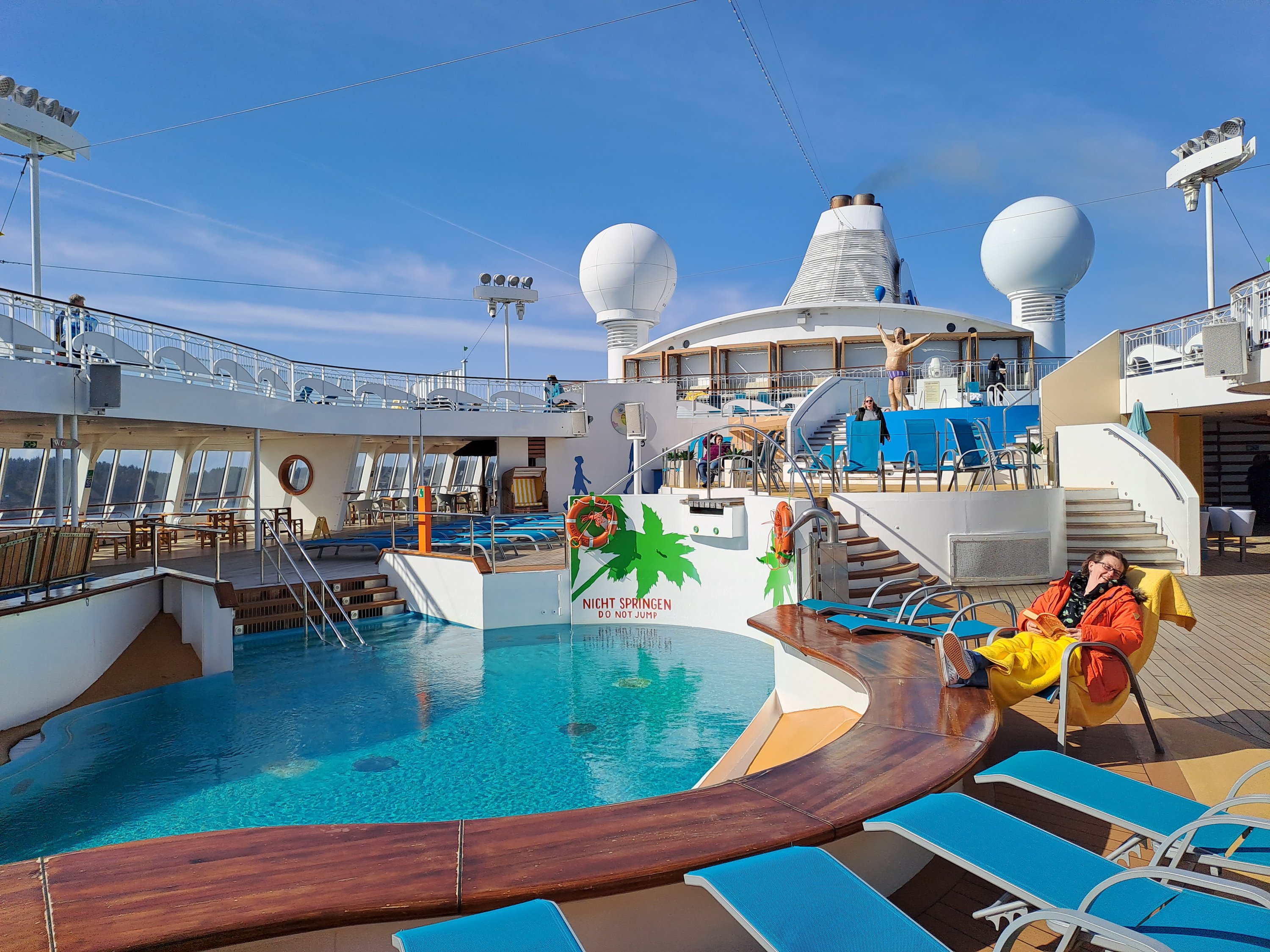 Discover the Features of Our Cruise Ship