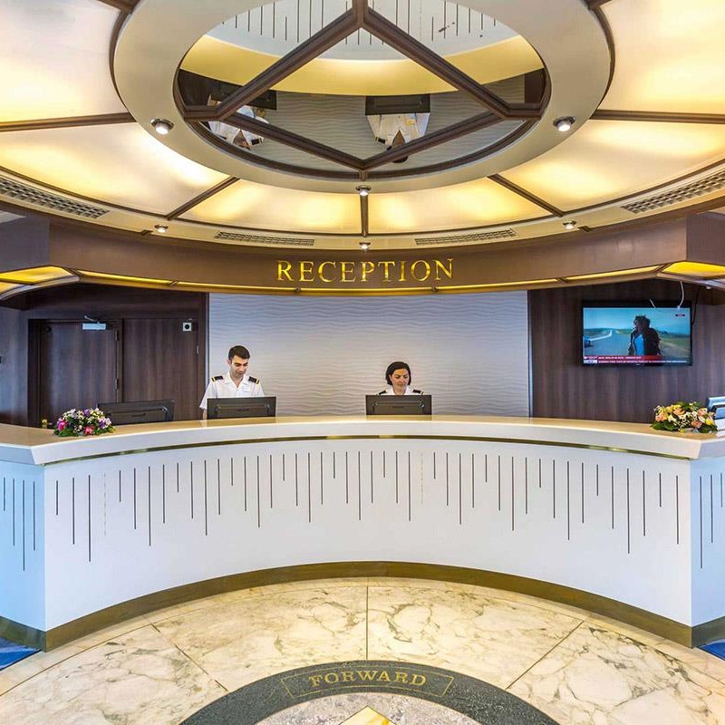 Discover the Features of Our Cruise Ship