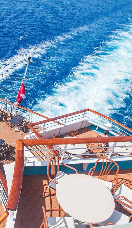 Discover the Features of Our Cruise Ship